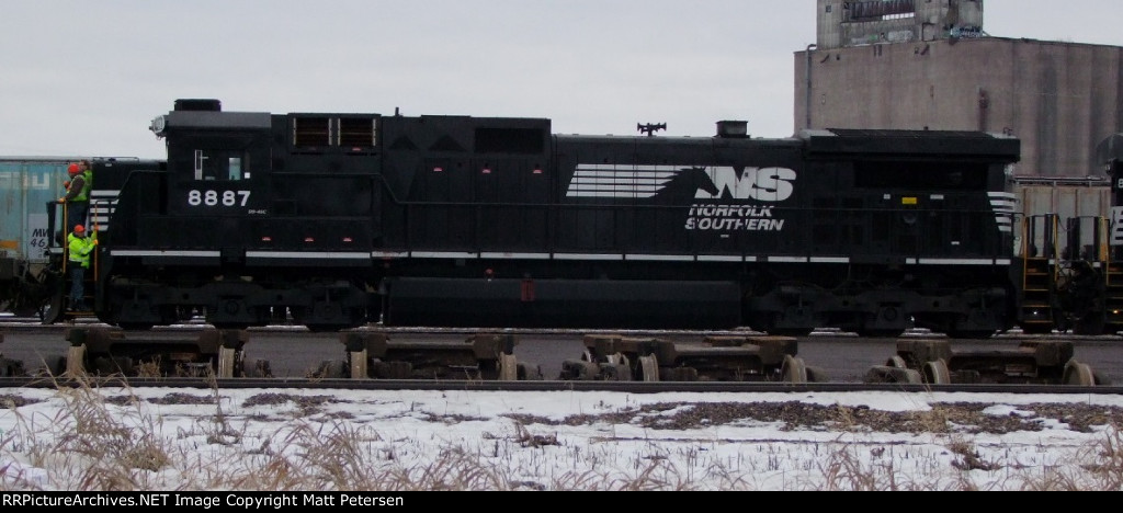 NS 8887